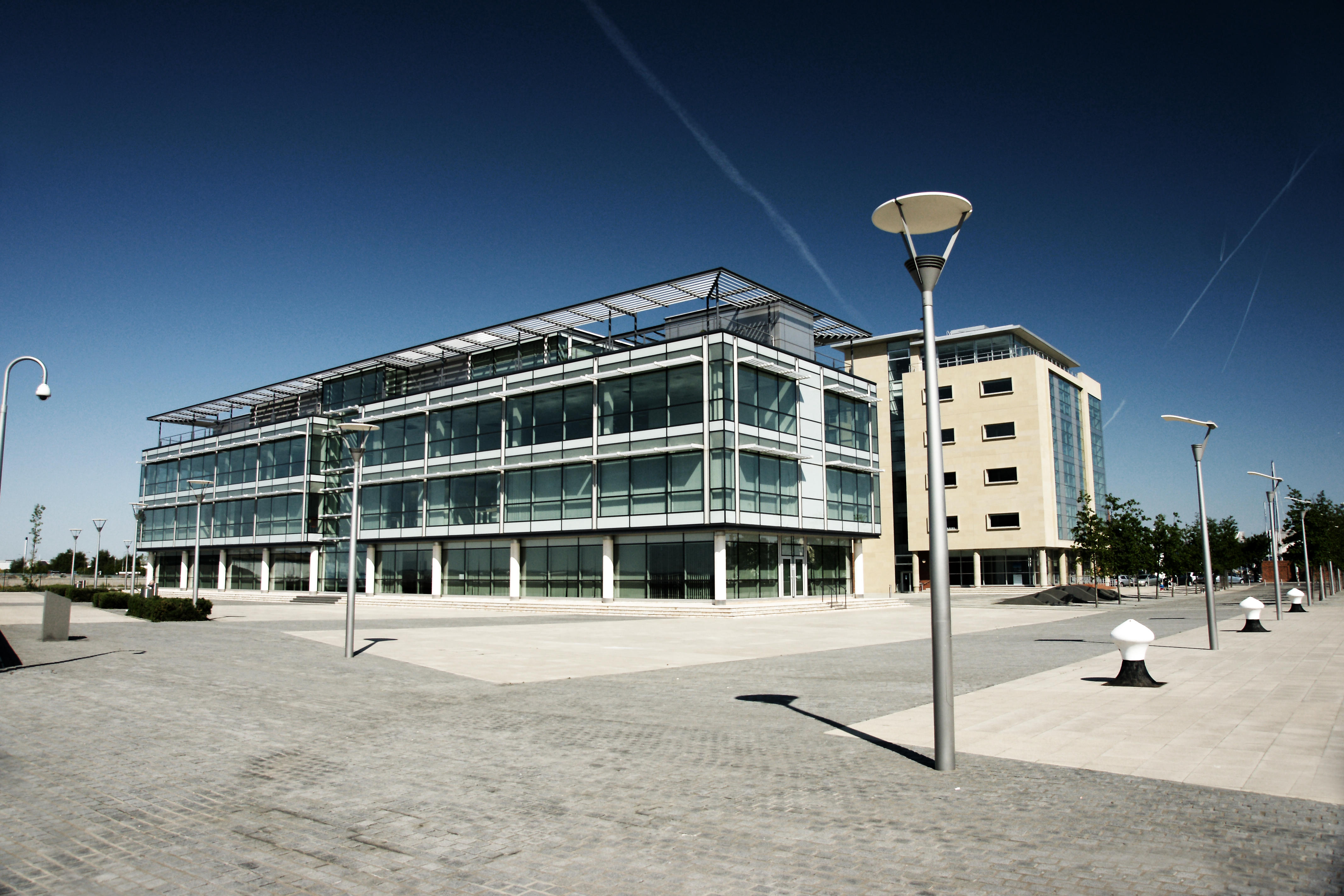 RSM Office building - PRESS GLASS HOLDING SA
