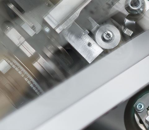 Premium-EDGE - PRESS GLASS HOLDING SA